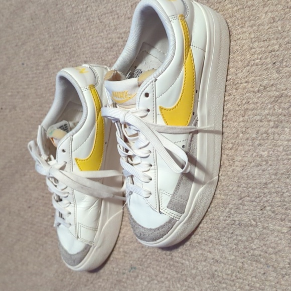 Nike | Shoes | Nike Womens Blazer 6 Low Platform Dj29211 Sail Vivid ...